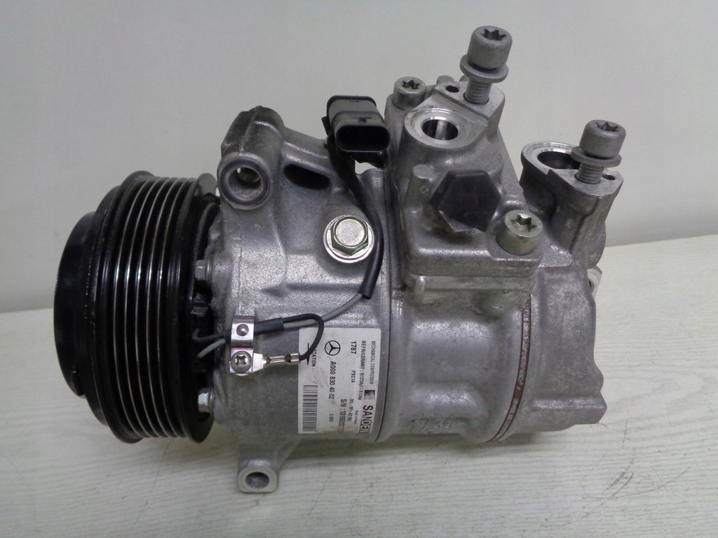 MERCEDES W205 SPRĘŻARKA KLIMATYZACJI A0008304002 - 8305833399 ...