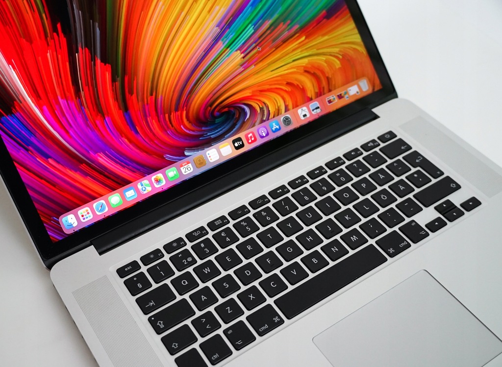 Laptop Apple Macbook Pro 15 A1398 i7 16GB 256GB 2880x1800 Retina ...