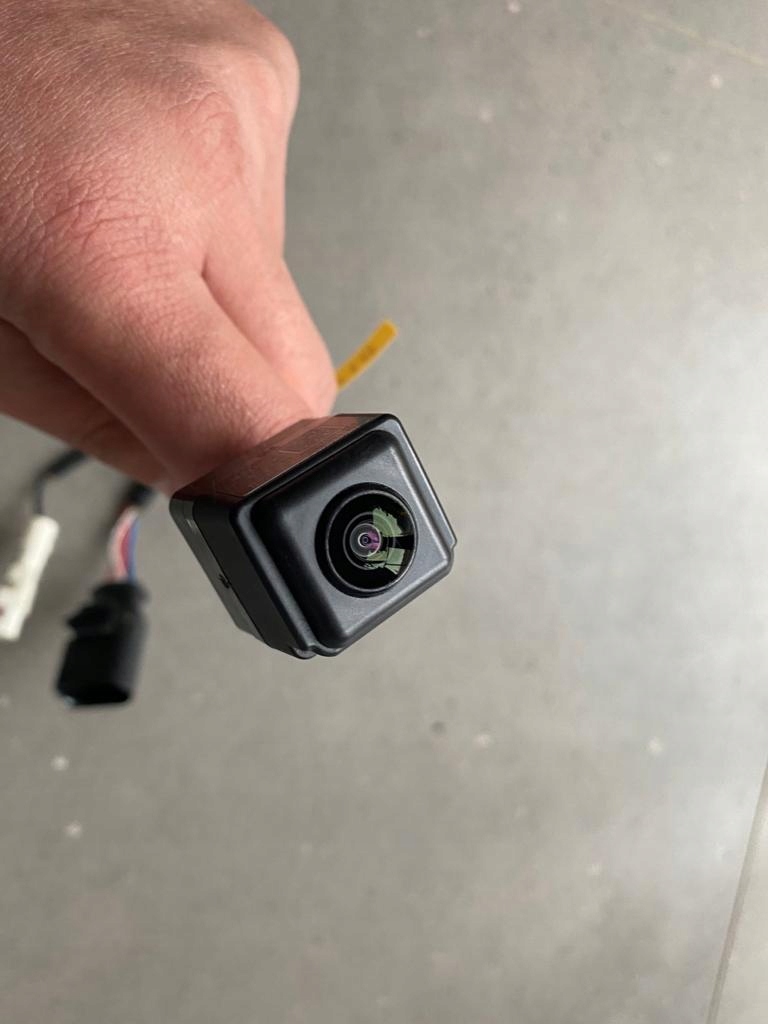 PORSCHE 982 718 911 KAMERA TYL COFANIA 95B980551L - 10525585843 ...