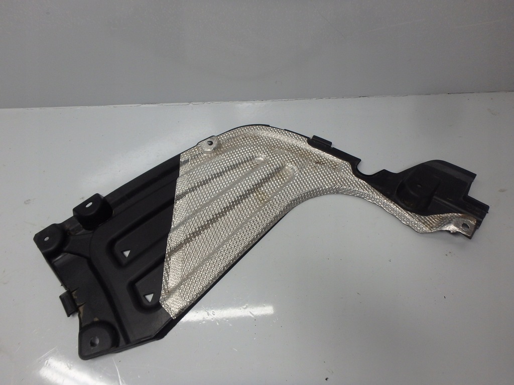 BMW X5 G05 4.0 i OSŁONA PODWOZIA PRAWY TYŁ 8091980 - 9090640800 ...