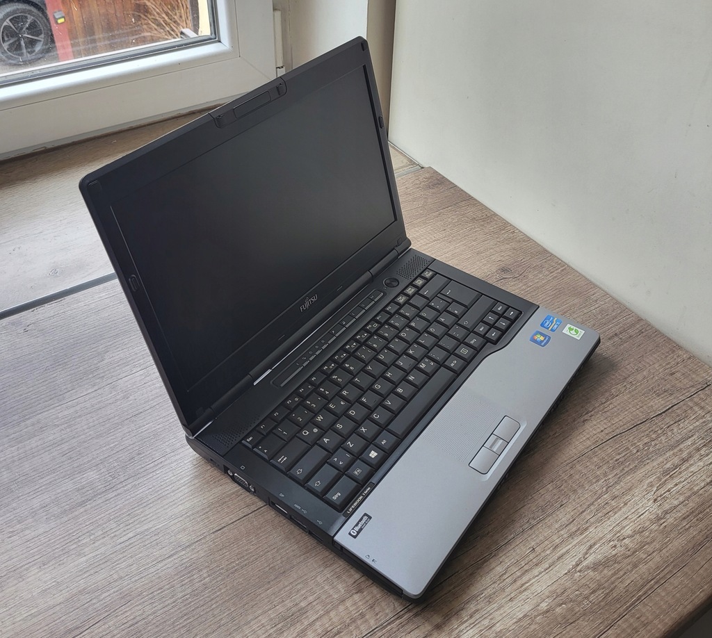 LAPTOP FUJITSU LIFEBOOK S752 14" I5-3320M 8GB 240GB NOWY SSD WIN10 ...
