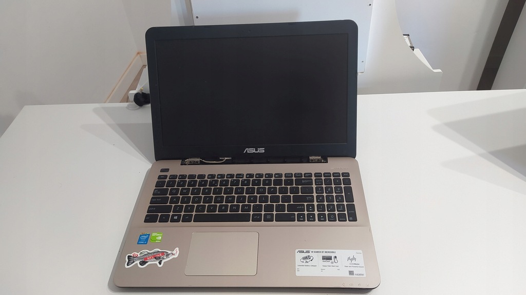 Laptop Asus R556L Intel Core i3, 4030U, 15,6 LED oraz Asus R558U i5 ...