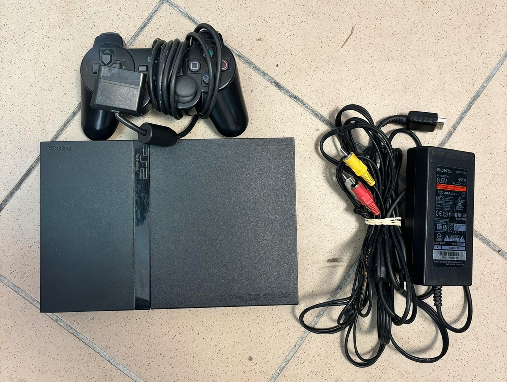 Konsola PlayStation 2 + pad + kable + gra - 15715978164 - oficjalne ...