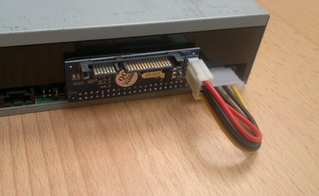 Adapter IDE 40pin do SATA 22pin - 6815358037 - oficjalne archiwum Allegro