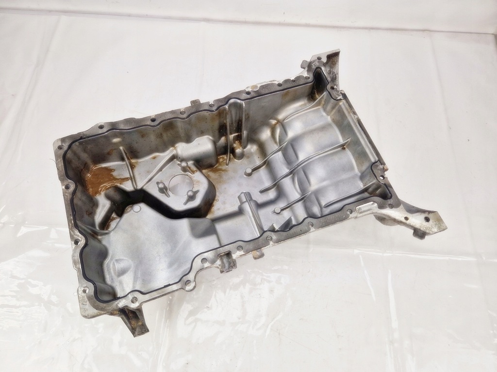 Mercedes-Benz OE A2700140000 miska olejowa W176 - 13464201985 ...