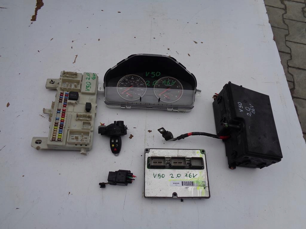 KOMPUTER STEROWNIK SILNIKA VOLVO V50 2.0 16V - 9025022163 - oficjalne archiwum Allegro