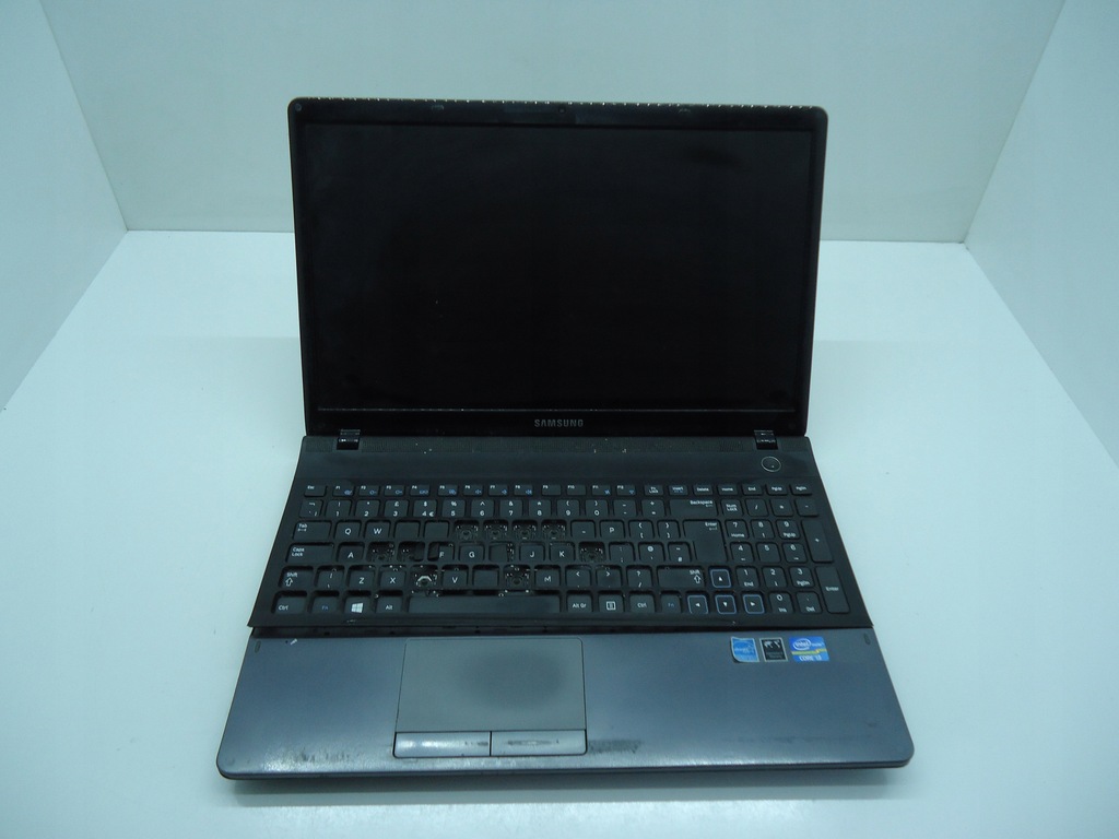 Laptop Samsung NP300E5C (7059) - 9102925513 - oficjalne archiwum Allegro