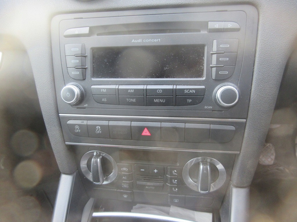 RADIO CD FABRYCZNE AUDI A3 8P LIFT 5D - 13415439955 - oficjalne archiwum Allegro