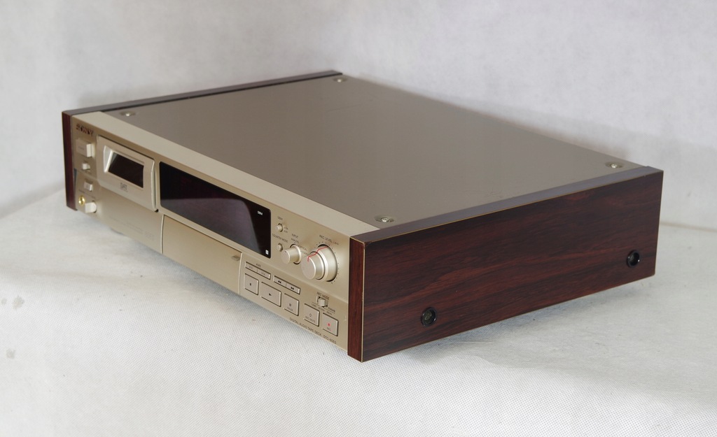 Sony DTC-60ES, DAT magnetofon cyfrowy. Boczki - 8554594144 - oficjalne archiwum Allegro