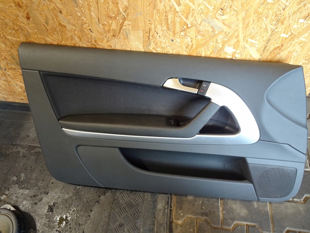 Audi A3 8P 3D Boczek, tapicerka drzwi lewy przód - 13581229898 - oficjalne archiwum Allegro