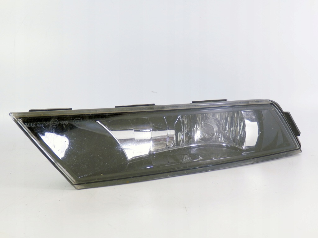 HALOGEN LEWY PRZÓD SKODA SUPERB III 3V0941699 - 12800798887 - oficjalne ...