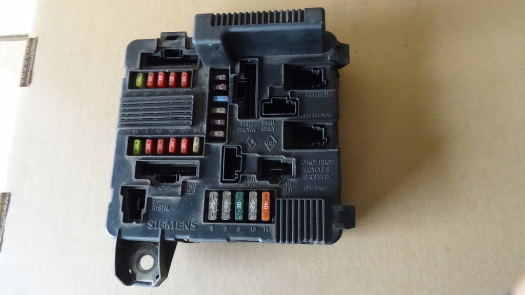 MEGANE 2 II MODUŁ UPC SKRZYNKA BEZPIECZNIKÓW - 13741334839 - oficjalne archiwum Allegro