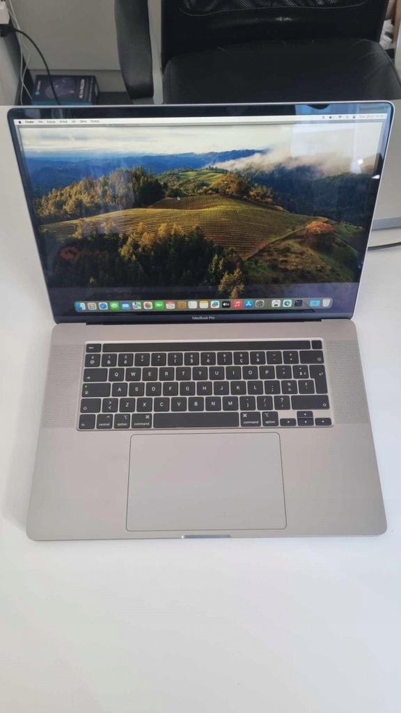 MACBOOK PRO A1990 i7 16GB SSD 500GB AMD Radeon Pro 555X 14.3 ...