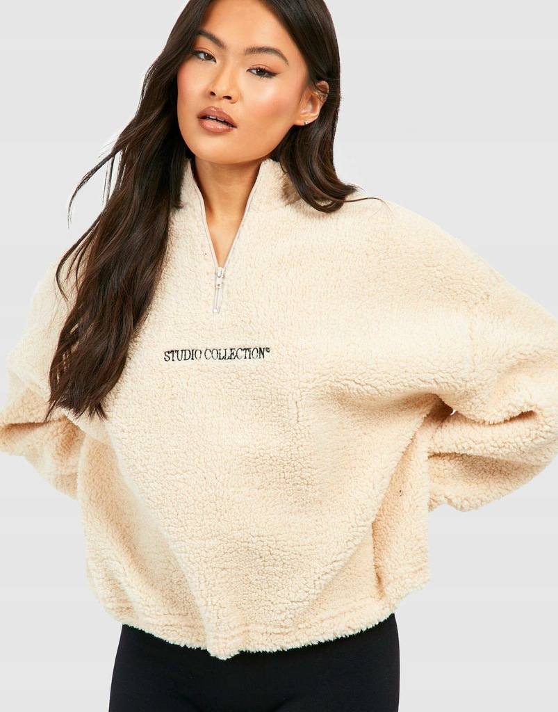 BEŻOWA PLUSZOWA BLUZA PROSTA OVERSIZE NAPIS HAFT STÓJKA BOOHOO XS - 17086797829 - oficjalne ...