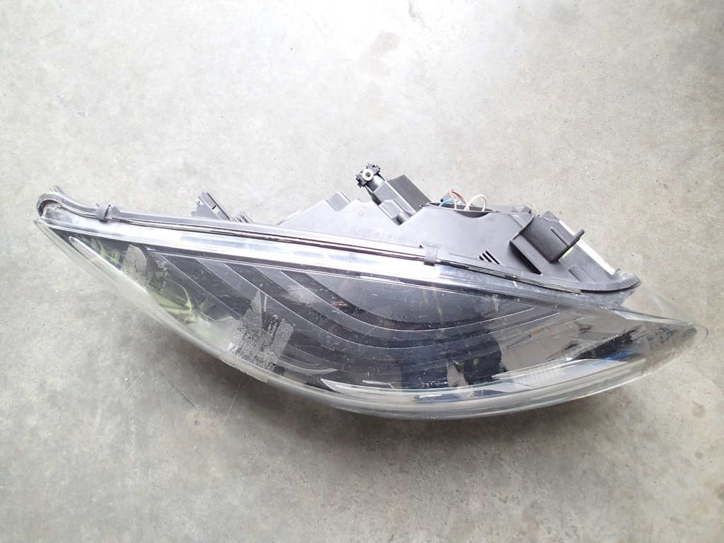 RENAULT MEGANE III 14- LIFT LAMPA PRAWA 260103761R - 7247348997 ...