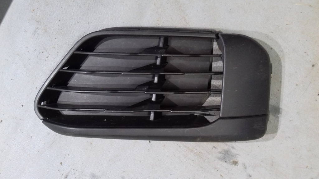BMW X1 F 48 kratka zderzaka prawa 51117354778 ORYG - 7053523109 ...