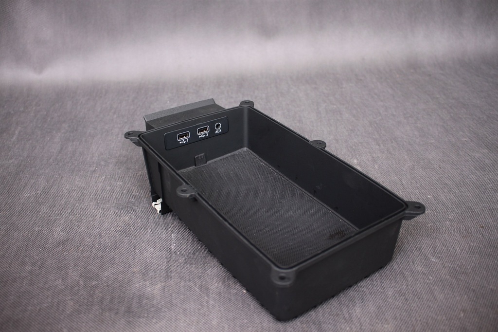 AUDI A4 B9 SCHOWEK WKŁAD USB AUX 8W0864981 FV 16^ - 7364786857 ...