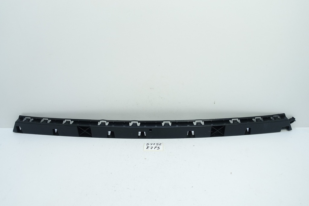 ŚLIZG ZDERZAKA TYŁ MERCEDES GLA W156 A1568850065 - 12637895258 ...