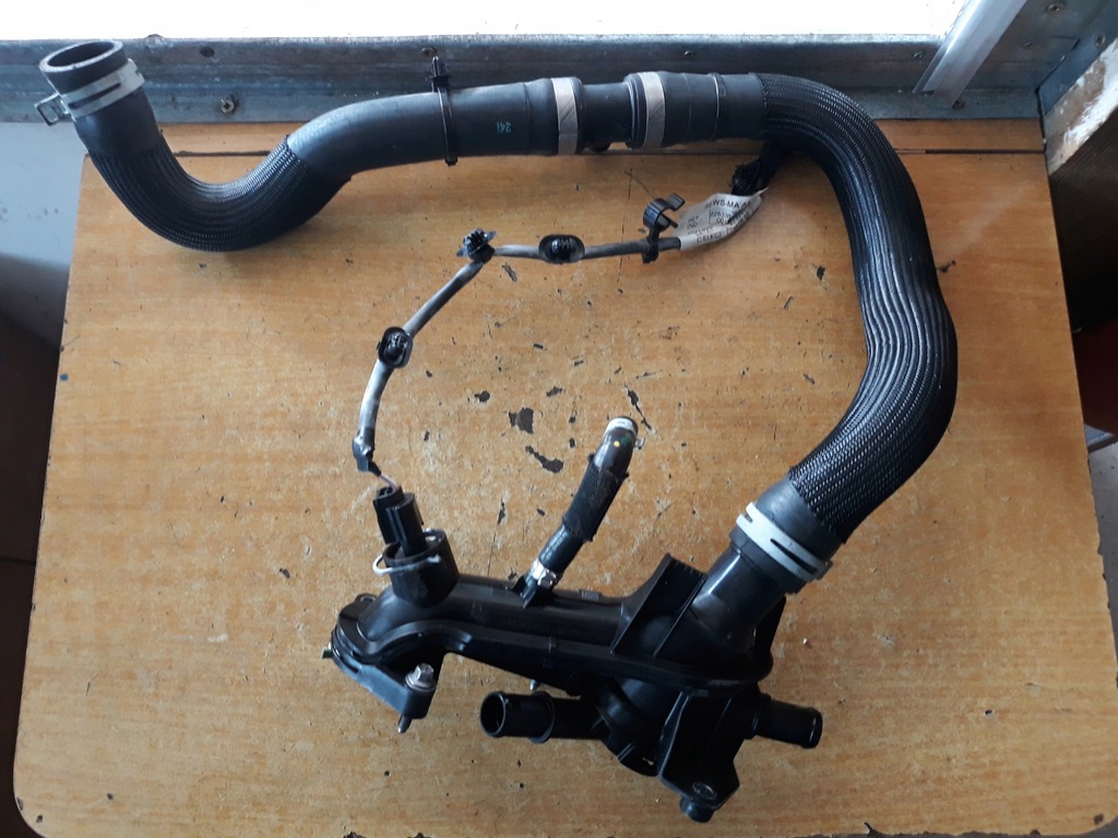 OBUDOWA TERMOSTATU TRAFIC III 2.0 LIFT 110602449R - 13596589376 ...