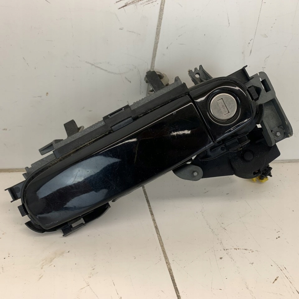 Klamka lewa przód kierowcy LY9B AUDI A3 8P 07r - 12600141471 - oficjalne archiwum Allegro