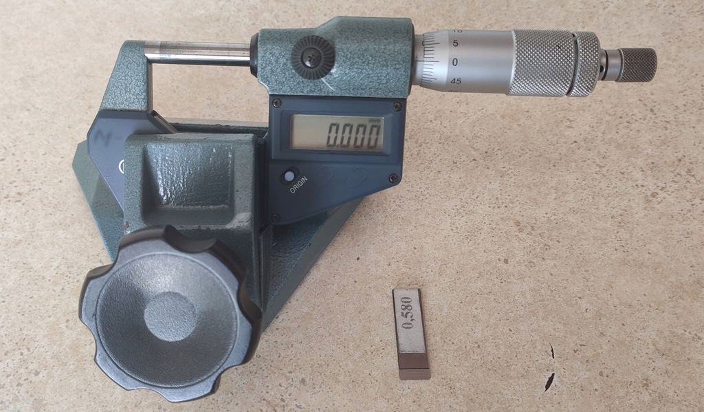 Mikrometr cyfrowy Mitutoyo 293 + gratisy - 12757378838 - oficjalne ...