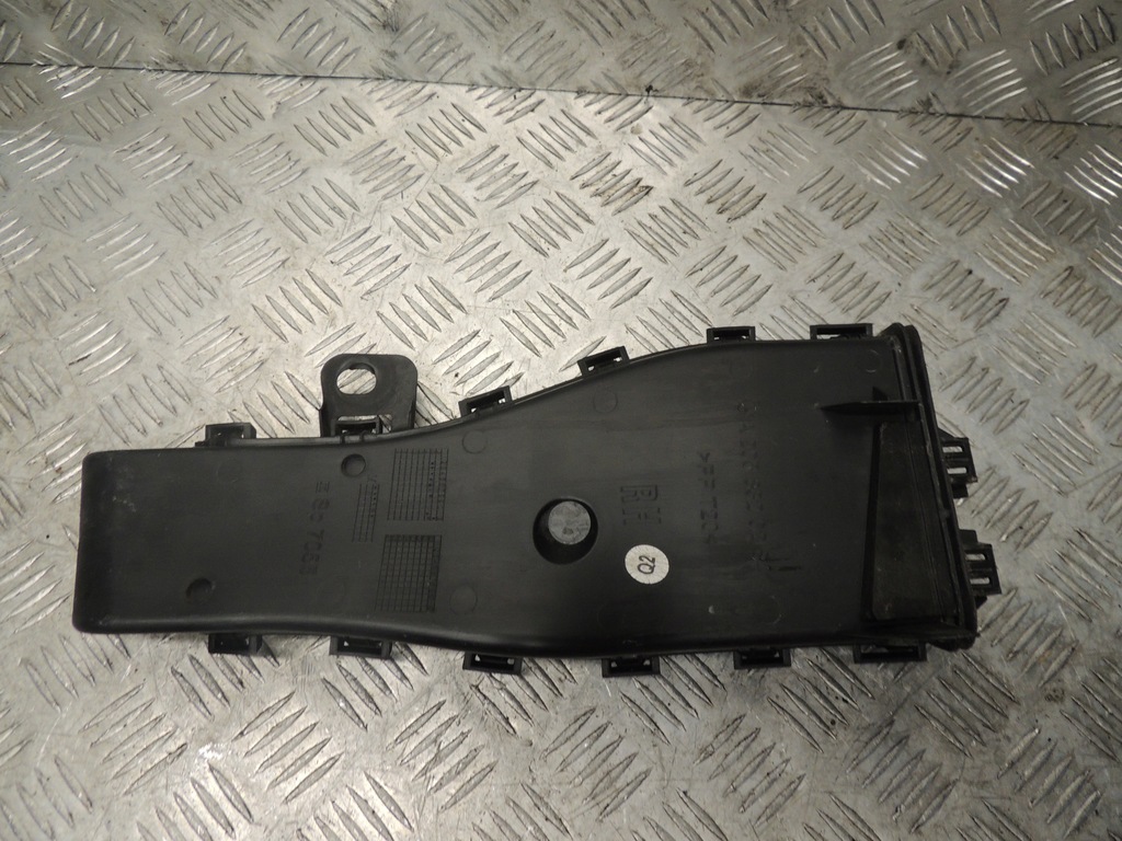 MERCEDES W205 KANAŁ POWIETRZA PRAWY A2058320284 - 11318393731 ...