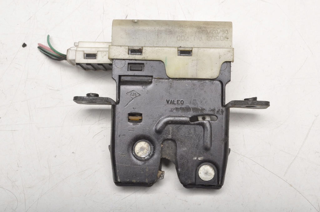 NISSAN PRIMERA P12 ZAMEK BAGAŻNIKA KLAPY - 14884008597 - oficjalne archiwum Allegro