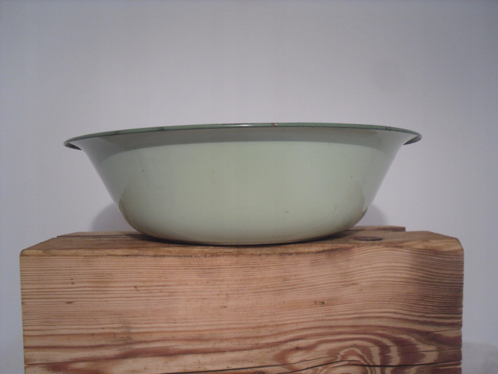 Stara miska emaliowana miska emalia miski misa seledynowa PRL ogród ...