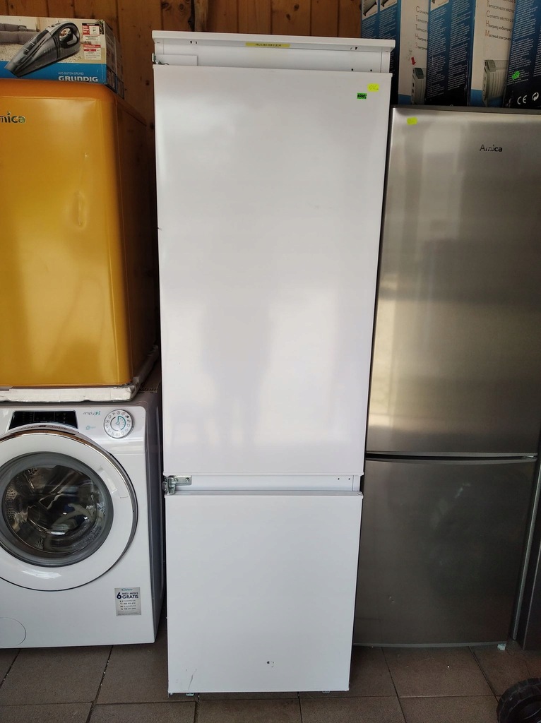 Lodówka do zabudowy Amica BK313.3 - 8948170359 - oficjalne archiwum Allegro