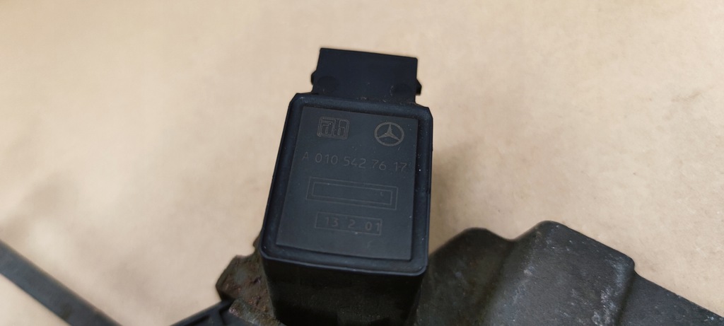 MERCEDES CZUJNIK POZIOMOWANIA 0105427617 - 13020859485 - oficjalne ...