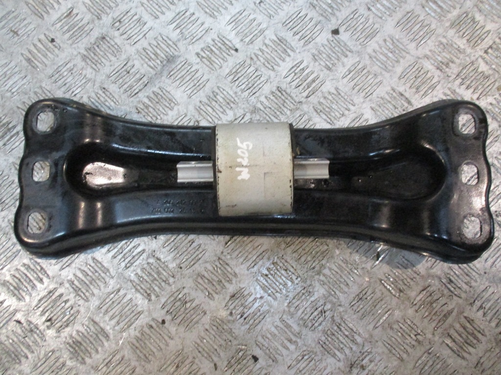 C W205 Łapa pod skrzynię A2052420001 MERCEDES - 6640095511 - oficjalne ...