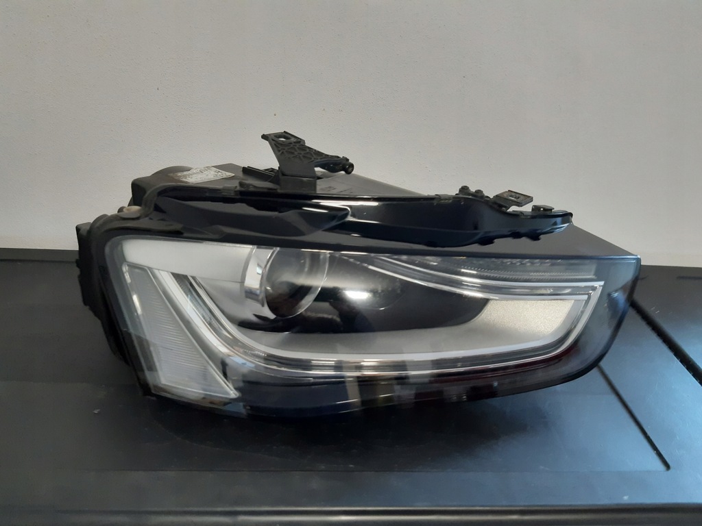 AUDI A4 B8 POD XENON LIFT PRAWA 8K0 941 006C - 12437840693 - oficjalne ...