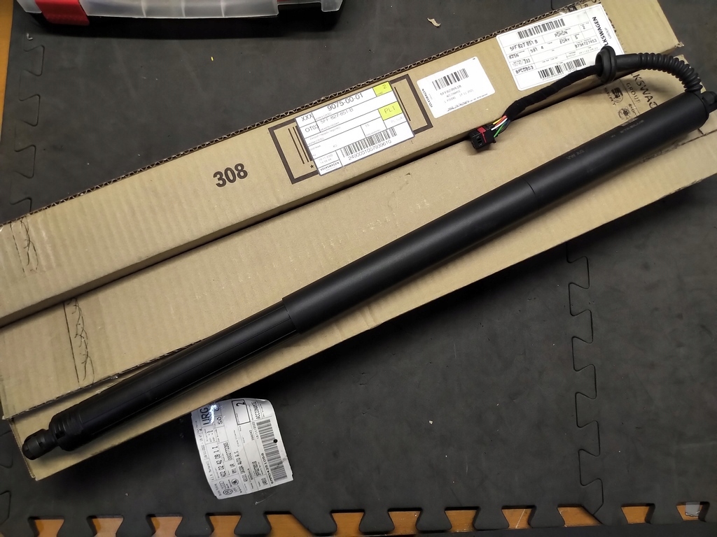 CUPRA FORMENTOR SIŁOWNIK KLAPY SILNIK 5FF827851B - 13413259928 ...