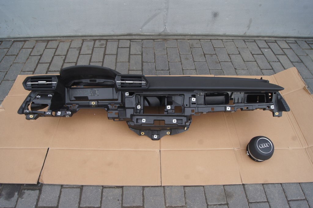 DESKA ROZDZIELCZA AUDI A3 8Y KOMPLET PODUSZEK - 13888342150 - oficjalne archiwum Allegro