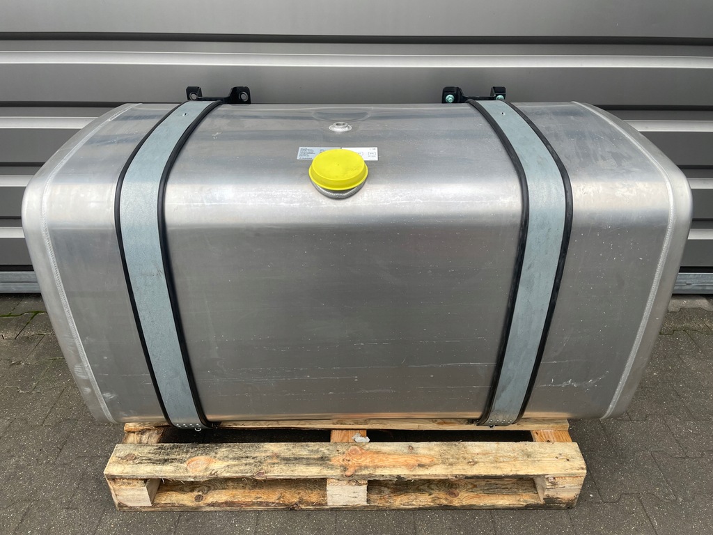 ZBIORNIK MAN TGX TGS 580 L EURO 6 - 13176280826 - oficjalne archiwum ...