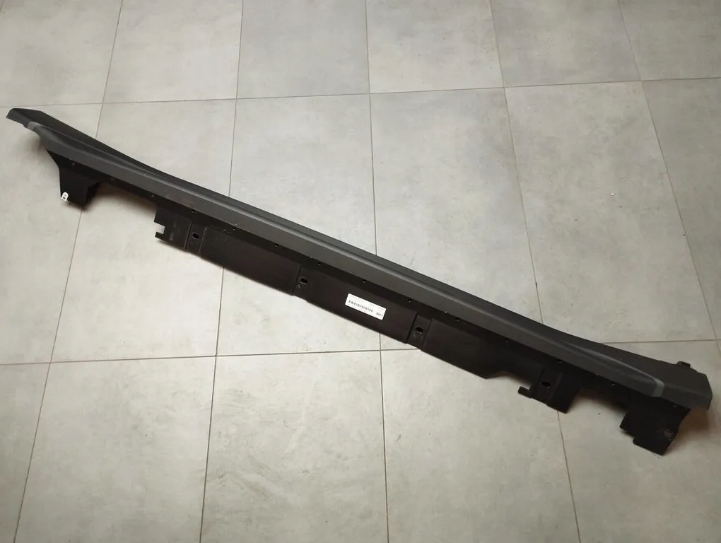 BMW X1 F48 LISTWA PROGOWA PRAWA 7332328 - 13182291345 - oficjalne ...