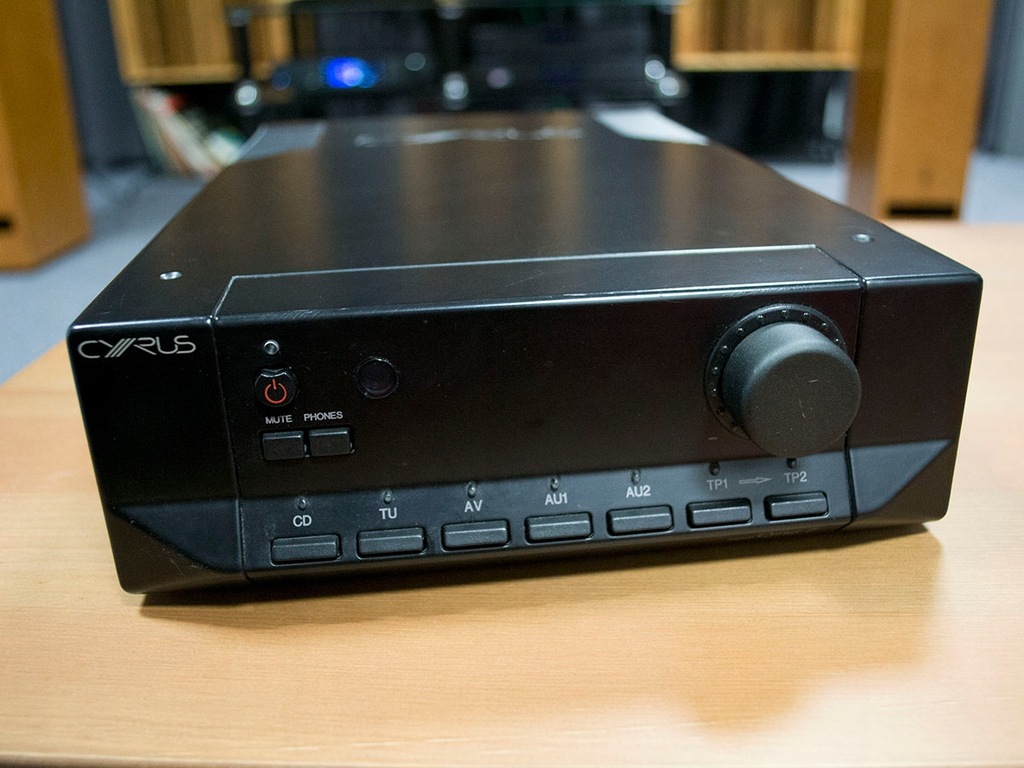 Cyrus 7 amp - wzmacniacz zintegrowany z pilotem - 7644813431 ...