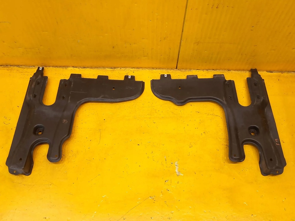 VW Tiguan II 5NA OSŁONA PODWOZIA KOMPLET 5QF825101A 5QF825102B ...