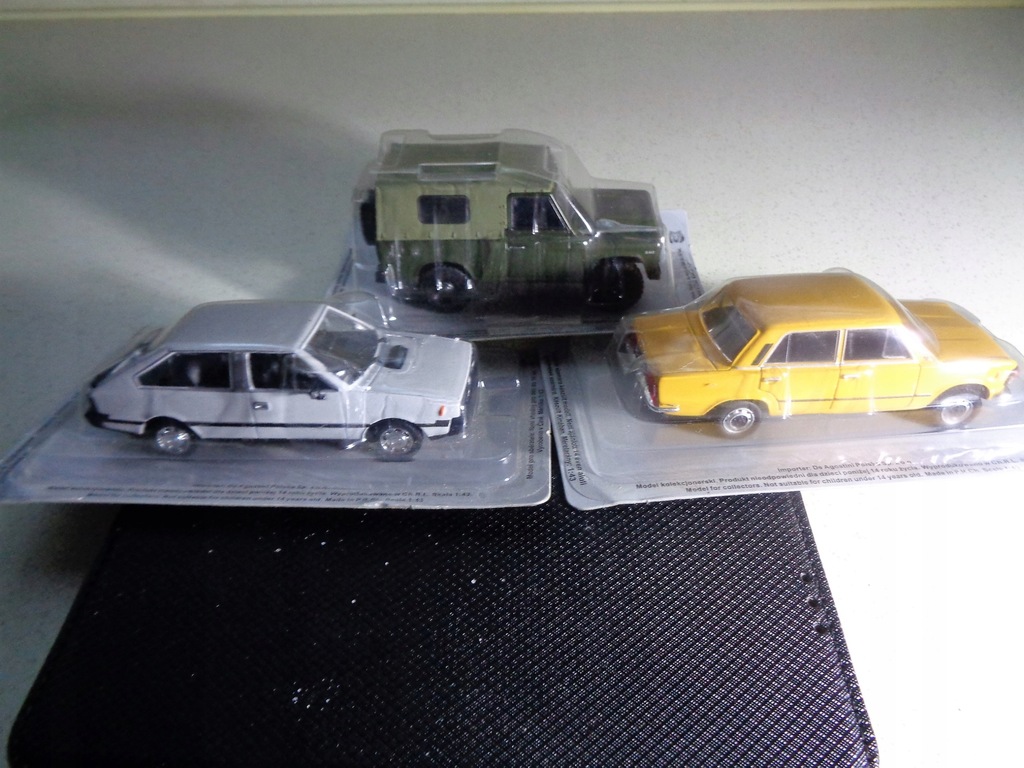 Kultowe auta PRL-u trzy szt. - 12609260199 - oficjalne archiwum Allegro