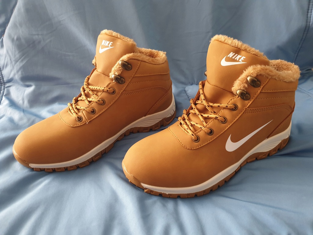 BUTY ZIMOWE NIKE KARMEL OCIEPLANE TRAPERY rozm. 41 - 8570115485 ...