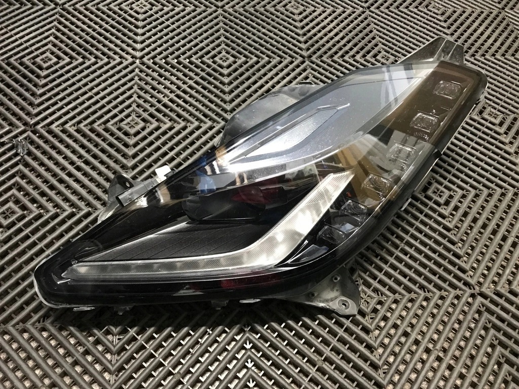 LAMPA LEWA PRZÓD CHEVROLET CORVETTE C7 FULL LED - 12693564913 ...