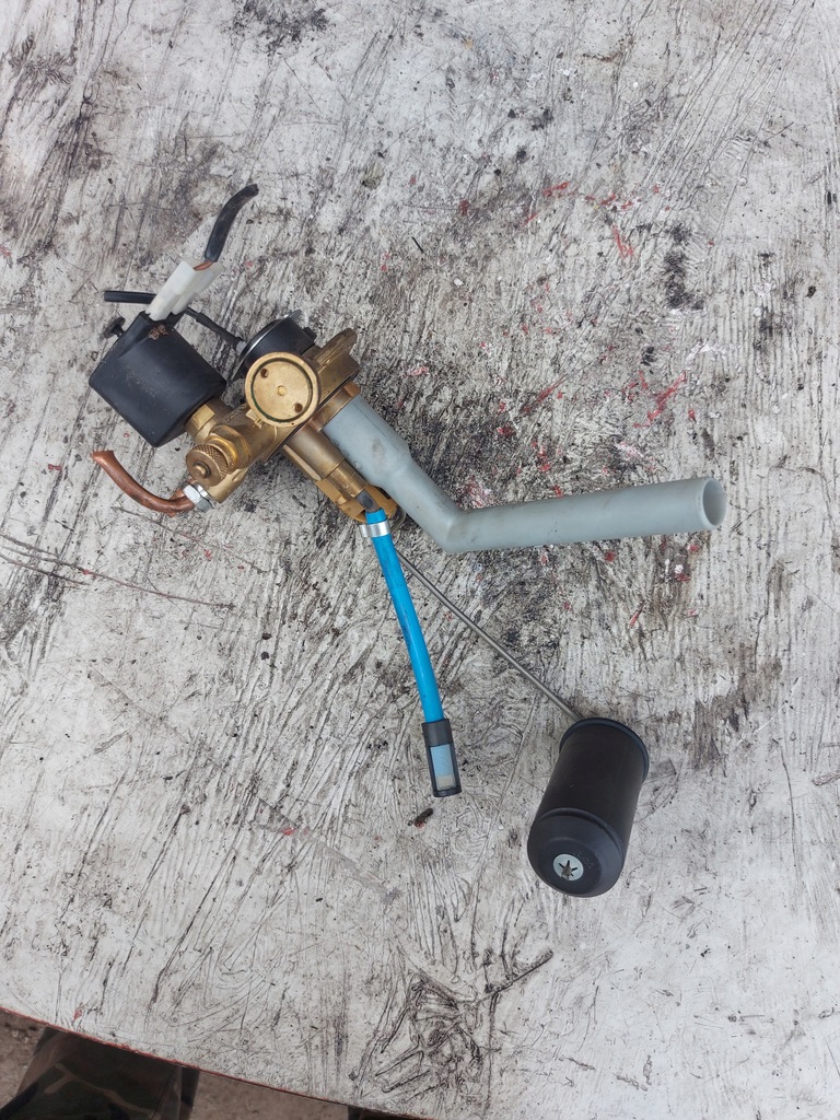 Zawór wielozawór butli gazu LPG w koło Tomasetto - 12136269131 - oficjalne archiwum Allegro