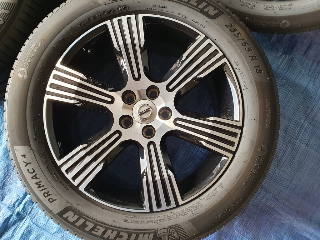 VOLVO XC40 FELGI ALUMINIOWE Z OPONAMI KOŁA - 11951381138 - oficjalne ...
