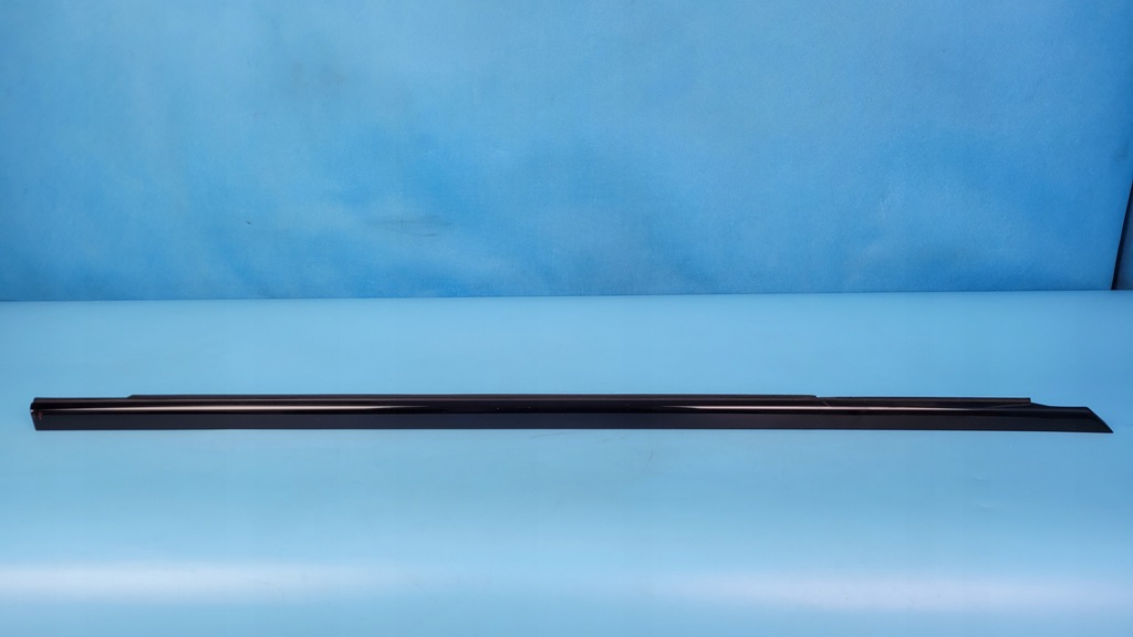 MERCEDES W205 LISTWA ZGARNIAJĄCA PRZÓD A2057204610 - 14072355368 ...