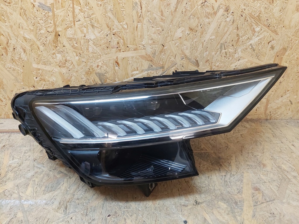 AUDI Q8 4M8 FULL LED MATRIX 4M8 941 784 - 15122847200 - oficjalne ...