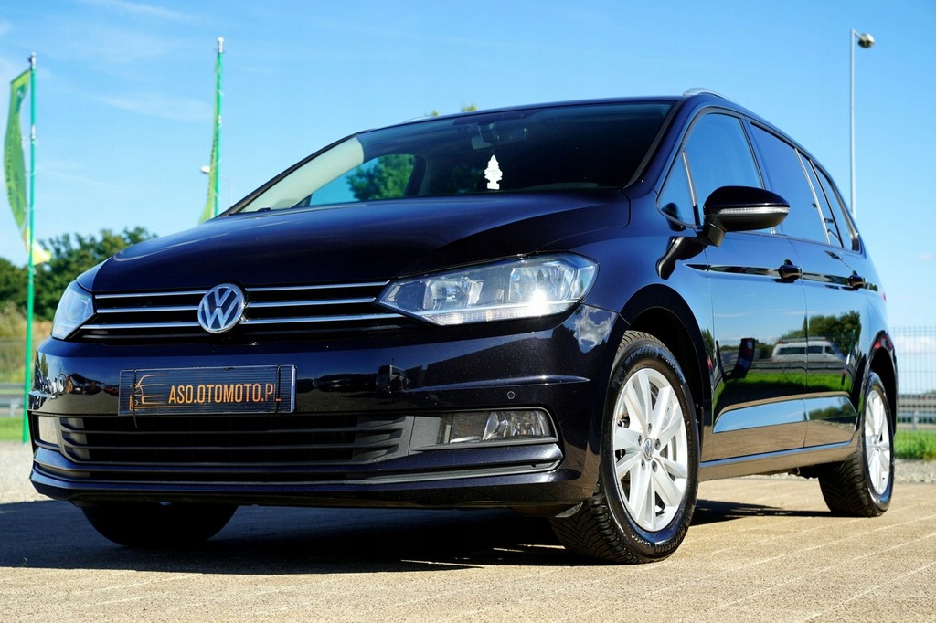 Volkswagen Touran 7 OSOB kamera ALUSY klimatronik - 14384068280 ...