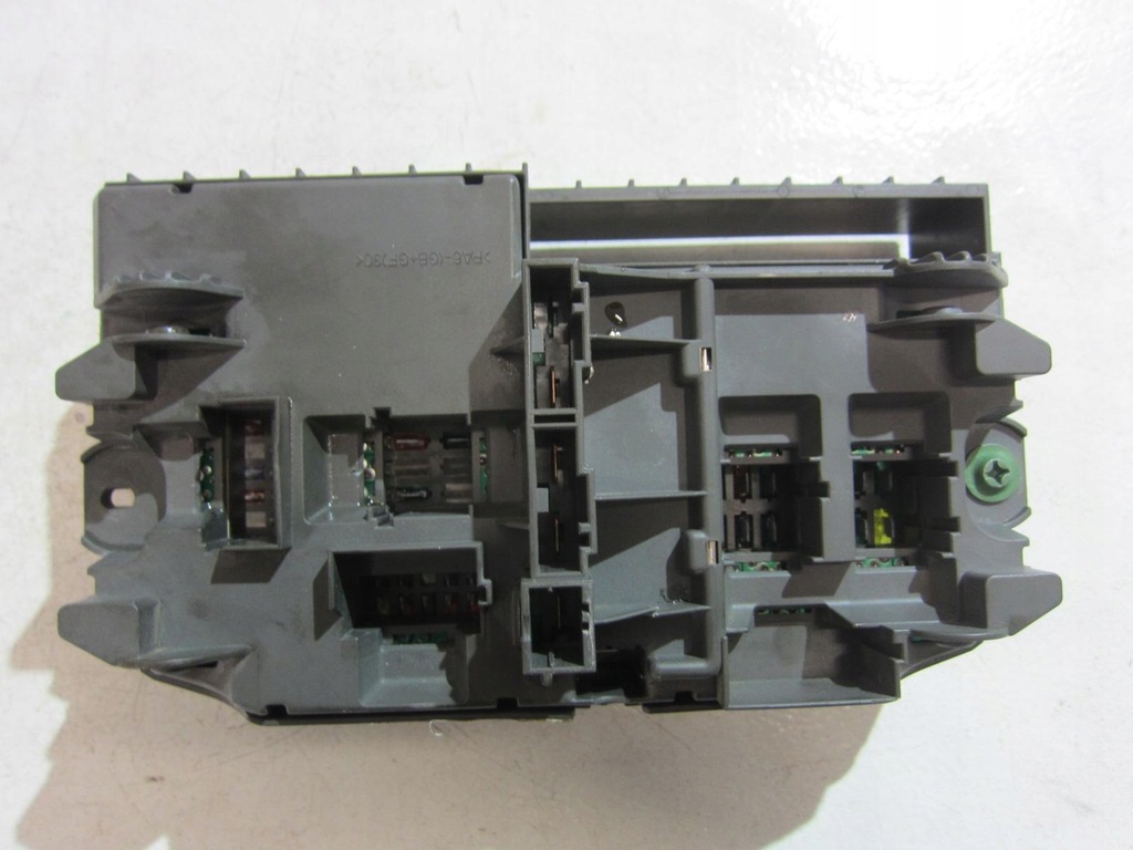 BMW X5 E70 E71 SKRZYNKA BEZPIECZNIKÓW 9145115 - 12946521410 - oficjalne ...