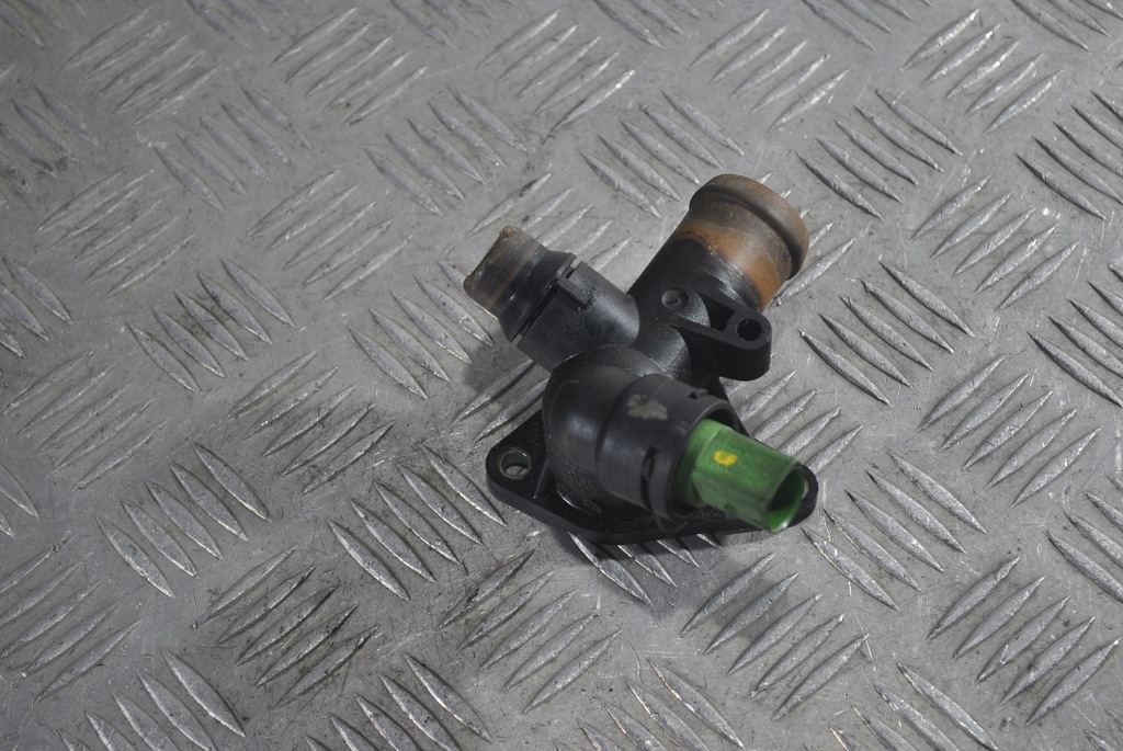 KRÓCIEC WODY 06B121133D AUDI A4 B6 1.8T BFB - 9671837688 - oficjalne ...