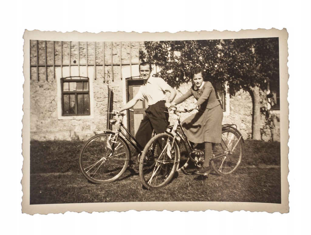 STARA FOTOGRAFIA PARA NA ROWERACH - 13814946779 - oficjalne archiwum ...