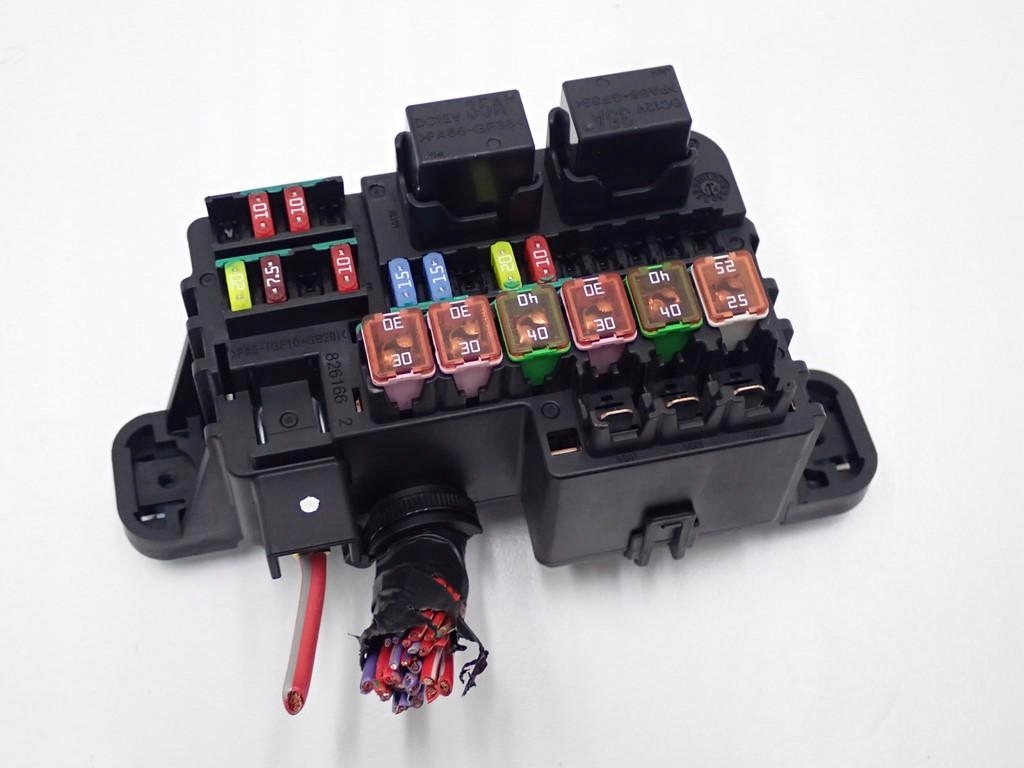 PUSZKA SKRZYNKA BEZPIECZNIKÓW 826166 OPEL MOKKA 15 - 12792595990 ...